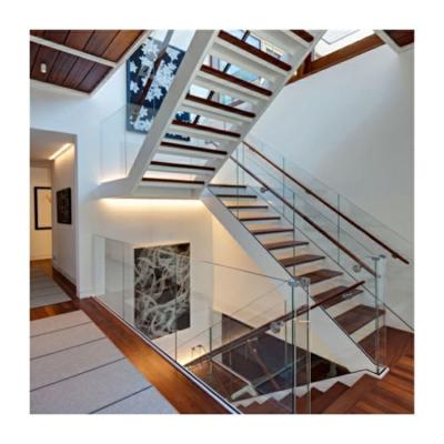 Cina Modern high quality customized aluminium railing system U channel glass railing in vendita