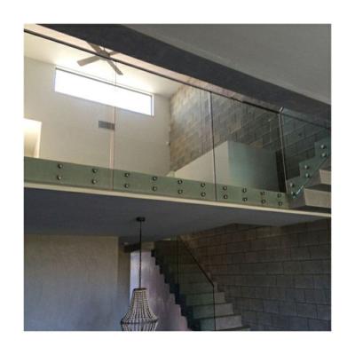 China New arrivals stainless steel standoff screws iron patio standoff railing à venda