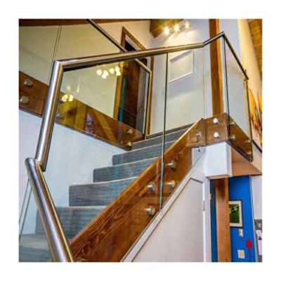 Cina Nigeria adjustable standoff railing around concrete patio standoff in vendita