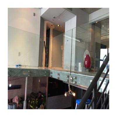Cina Eritrea sign standoffs spacers steel railing for balcony standoff price in vendita