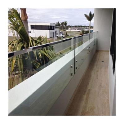 Cina General direct sales chrome standoffs glass fittings glass for balcony standoff railing in vendita