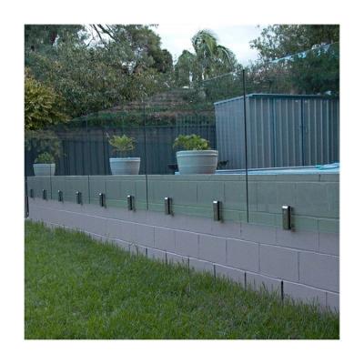 Cina The republic of Congo stainless steel spigot railing tempered spigot glass fence in vendita