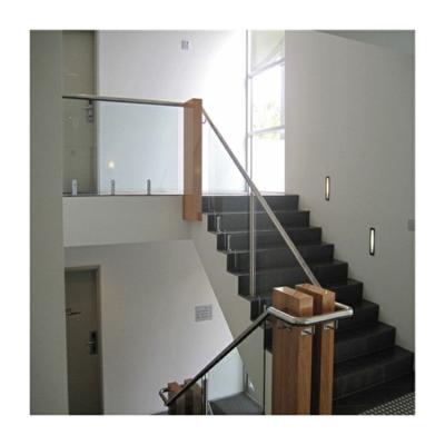 Cina Guinea-Bissau glass with spigot railing metal stair spigot railings outdoor in vendita