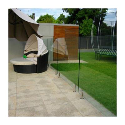 Cina Salvador glass balustrade spigot fittings terrace spigot railing in vendita