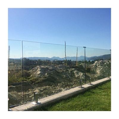 Cina Costa Rica glass balustrade spigot spacing railing garden balustrade glass in vendita