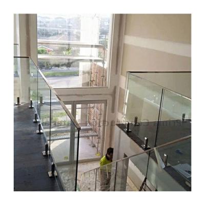 Cina Ghana frameless glass spigots suppliers railings for patio steps in vendita