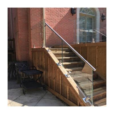 Cina Beautiful shape glass spigots for sale railing porch steps spigot railing in vendita