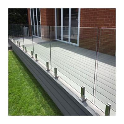 Cina Mongolia stainless steel glass spigots railing 42 inch deck spigot railing in vendita