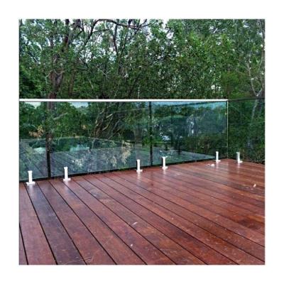 Cina Bright color glass spigots price railing attaching deck spigot railing to house in vendita