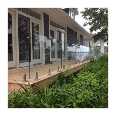 Cina Morocco 42 inch spigot glass railing brown deck with black spigot railing in vendita