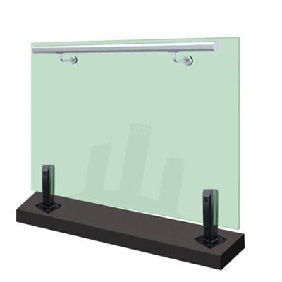 Cina Frosted glass balustrade frameless fixings glass pool fencing black spigots in vendita