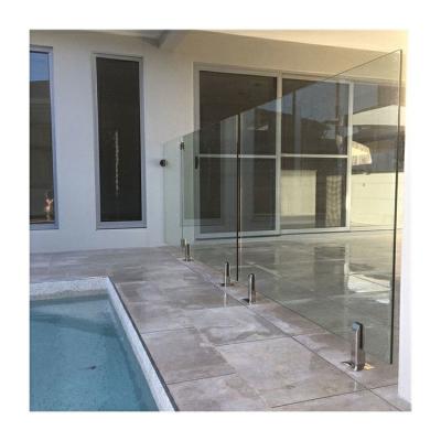 Cina Glass Handrails For Stairs Glass Pool Fencing Prices Spigots Railing in vendita
