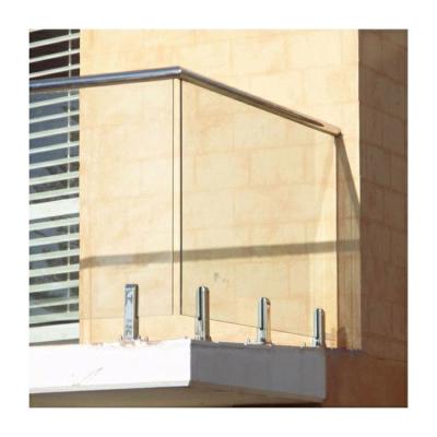 Cina Frameless Pool Spigot Glass Railing With Stainless Steel Balustrade Clamps in vendita
