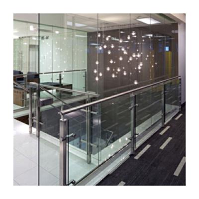 Cina Tinted glass balusters metal patio railing one way glass fence in vendita