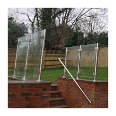 China AS glass balustrades front porch horizontal railing deck railing no top rail à venda
