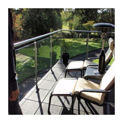 Cina Low iron glass fence beautiful balcony railings stair balustrade systems in vendita