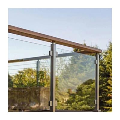 中国 Low iron glass balustrade 10 foot stainless post deck railing tempered glass balcony railing 販売のため