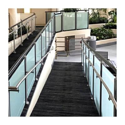 中国 12mm glass handrail pre assembled porch railing plexiglass railing 販売のため