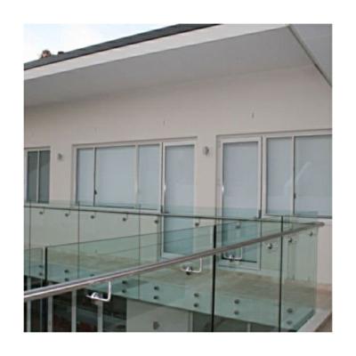 China Sgp laminated glass railing garden balcony railings oak handrail glass balustrade à venda