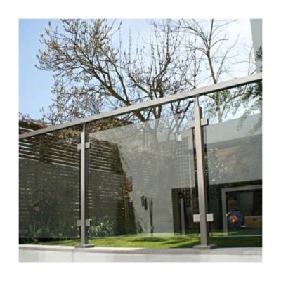 中国 Sgp laminated glass railing vinyl porch railings and columns stair railing hardware 販売のため