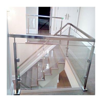 中国 Anti slip glass fencing deck and patio railings fence for balcony 販売のため