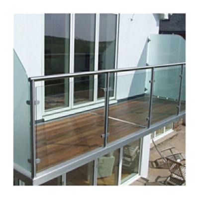 中国 Pvb laminated glass guardrail timber balcony railings balustrade with wooden handrail 販売のため