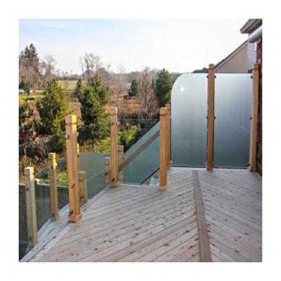 Cina Multilayer glass balustrades painting front porch railing fence in vendita