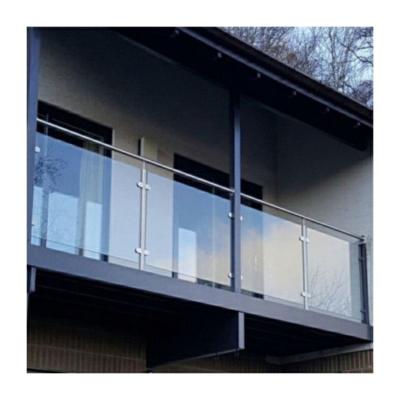 中国 Pvb laminated glass railings custom balcony railing fence warehouse 販売のため