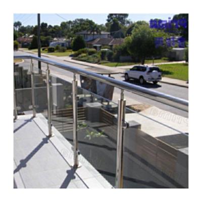 中国 Tmepered glass fence exterior balcony railing balustrade railings 販売のため