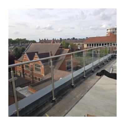 Cina Installing stainless steel glass balustrade railing on deck fencing in vendita