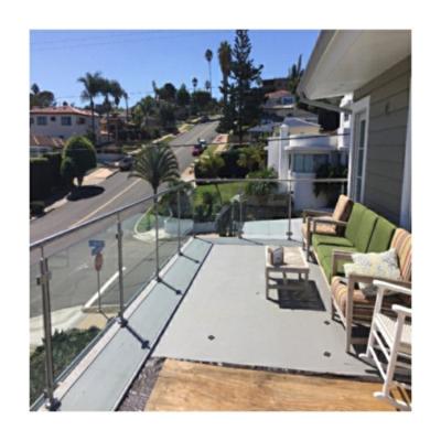 Cina Anti slip glass railing ss balcony railing balustrade cornwall in vendita