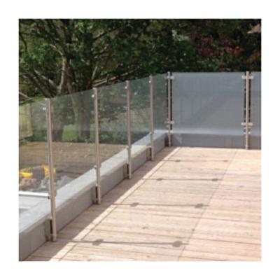 中国 SGCC glass banister composite decking and railing systems deck 販売のため