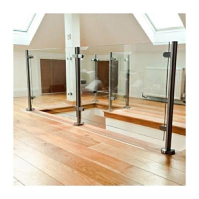 中国 Clear glass balusters patio balusters laminated glass interior stair railing 販売のため