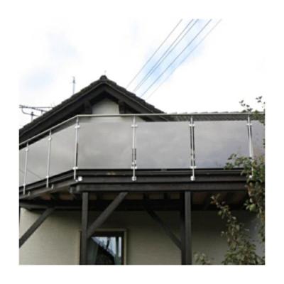 中国 Ultra white glass railing stair balcony railing fencing newcastle 販売のため