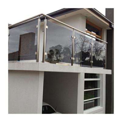 中国 2023 Laminated glass railings customize balcony balustrade railing fence 販売のため