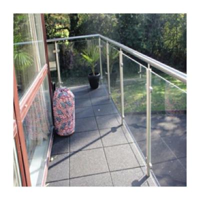 中国 EN12543 glass fence stylish balcony railings button balustrade 販売のため