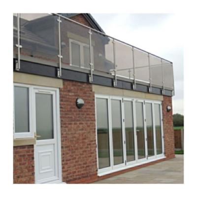 Cina Modern Glass Balcony Fence WA-RBG1478 Carben Steel 304SS Exterior Railing in vendita