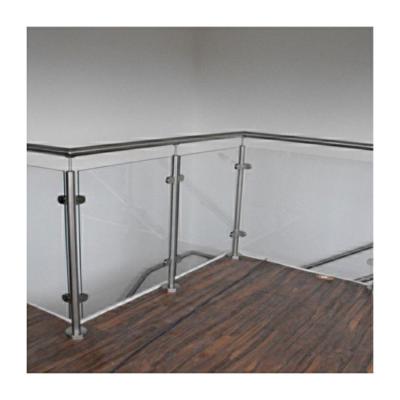 Cina Fence Post Clear Deck Railing Outdoor Patio Low Iron Glass Banister in vendita