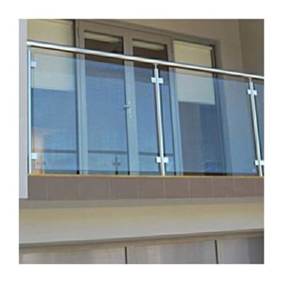 Cina Ultra White Balustrade Glass Railing Handrail Timber Balcony Scenic Glass Fencing in vendita