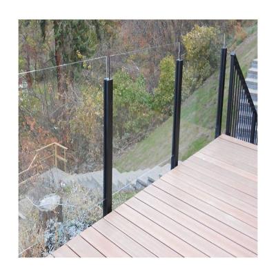 Cina Aluminum pool fence cost per foot glass balcony railing cost supplier aluminum glass balcony railing in vendita