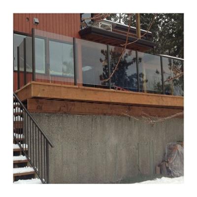 Cina Aluminum louver fence glass handrail balcony model aluminum railing deck with glass in vendita