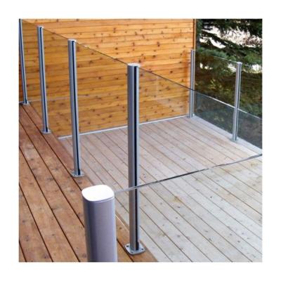 Cina Aluminum tube railing glass baluster panels factory glass aluminum railing in vendita