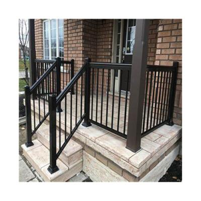 Cina Creating Outdoor Paradise Aluminum Deck Railing Ideas Aluminium Post Picket Fnece in vendita