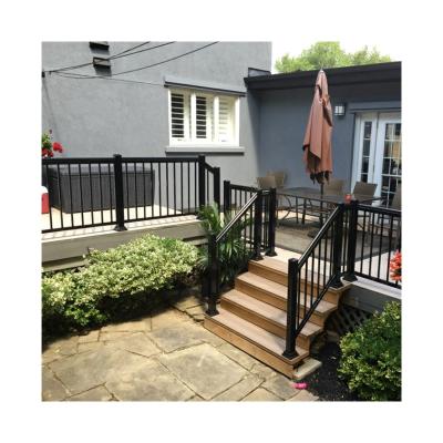 Cina Elegant Aluminum Balustrade Classic Look Aluminium Fence Railing in vendita