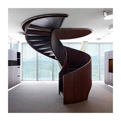 Cina Tread Curved Wooden Staircase At Bottom Customized Modern Arc Stair in vendita
