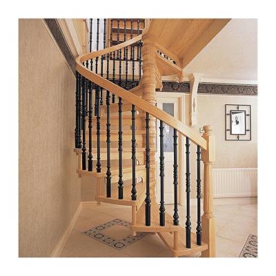 Cina Fantastic design european design wood stair banister bespoke spiral staircase in vendita