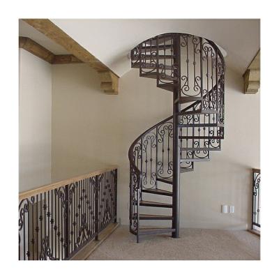 Cina Single stringer stair rubber wooden tread fitting spiral space saving staircase in vendita