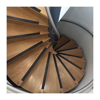 Cina Factory seller folding wood stairs industrial spiral staircase in vendita