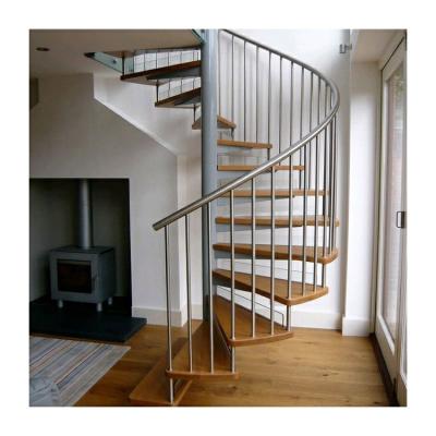 Cina Apartment wooden round stairs high qaulity indoor spiral staircase in vendita