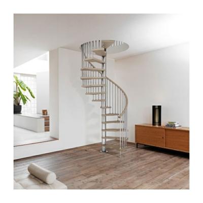 Cina Manufacturer solid wood treads stairs interior spiral staircase in vendita